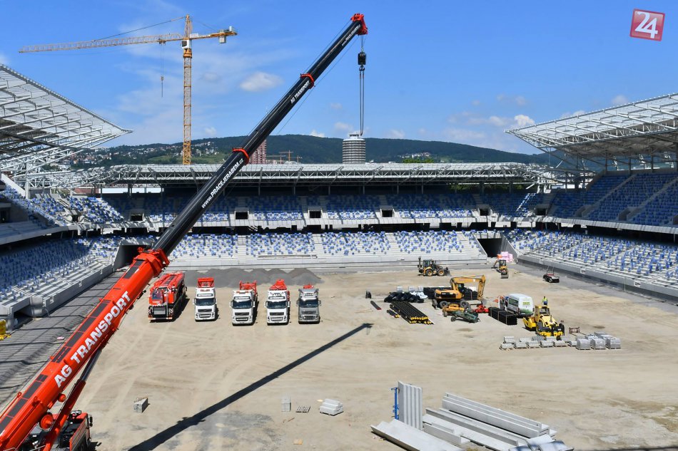 Štadión Tehelné pole