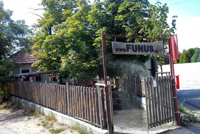 Ďalší z kultových bratislavských podnikov. Krčma,… | Bratislava24.sk